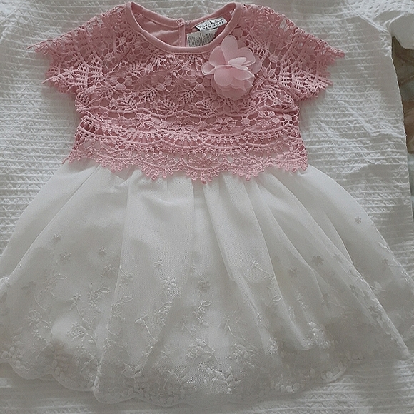 Nicole Miller | Dresses | Dainty Crochet Nicole Miller Formal Dress ...
